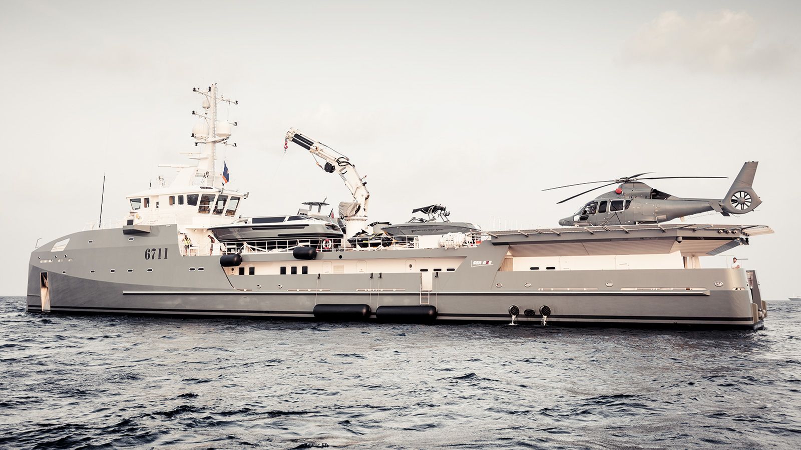 Inside the Damen Yacht Support Vessel 6711